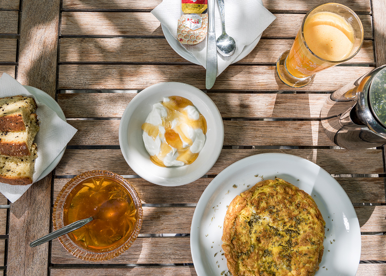 Cretan Breakfast - Crete Bed & Breakfast - Cretan Healthy Breakfast ...